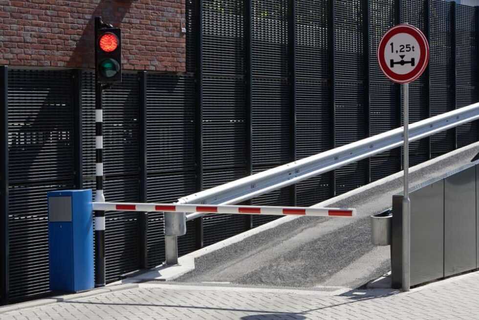 Metalink Guardrail Systems: Reliable Road Protection
